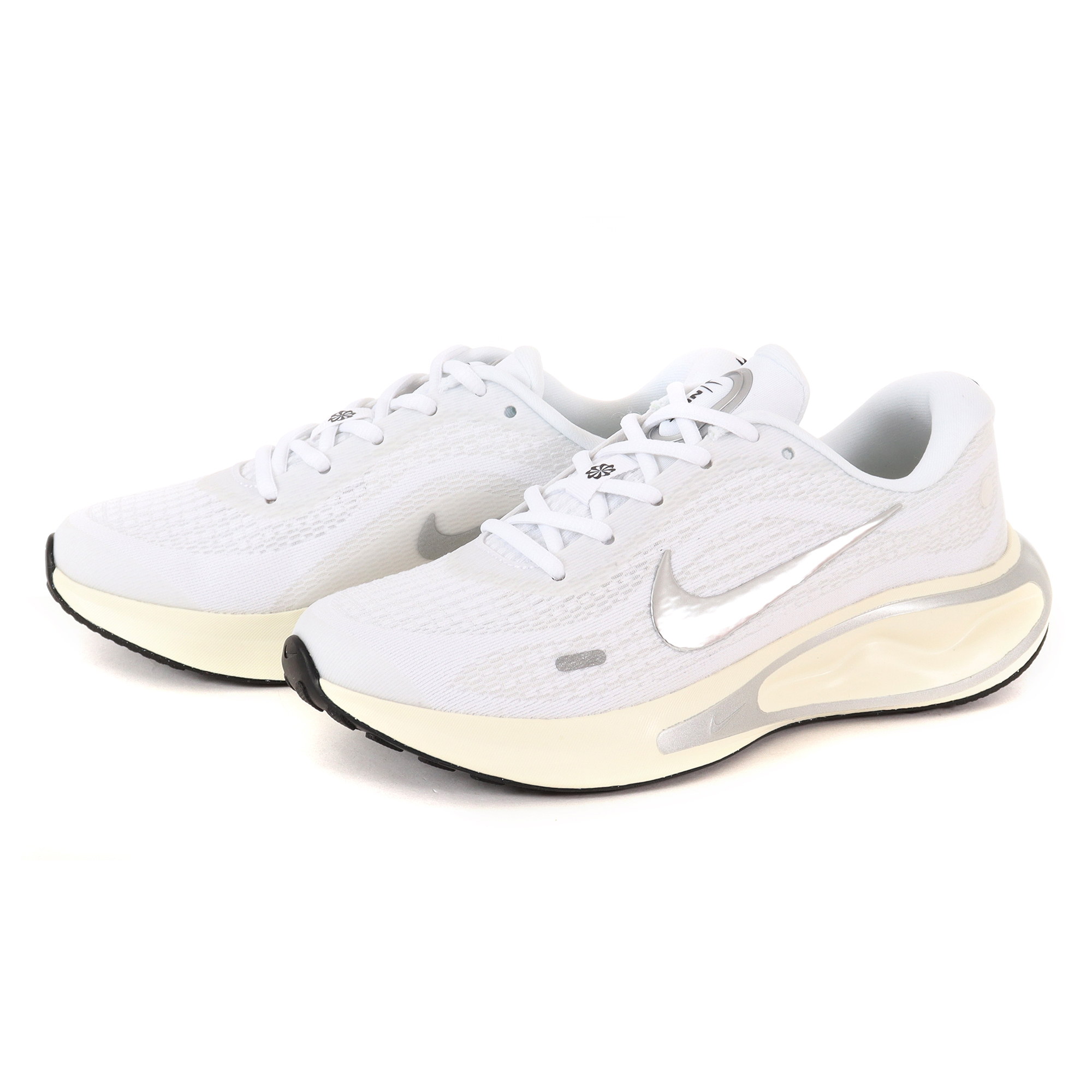 NIKE ナイキ W JOURNEY RUN ウィメンズ ジャーニーラン FJ7765-104 ホワイト/メタリックシルバー / Nike ...